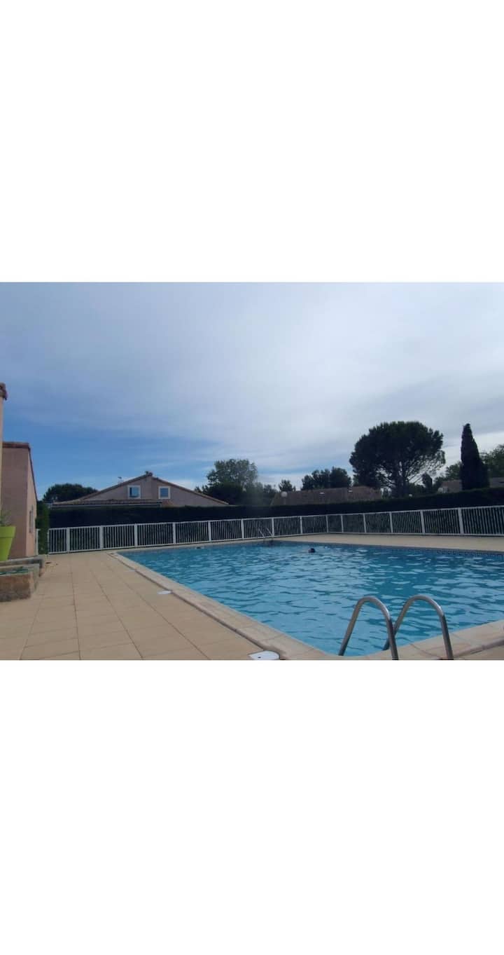 Superbe Maison 3 Pieces  Dans Un Hameau à Grasse - Grasse