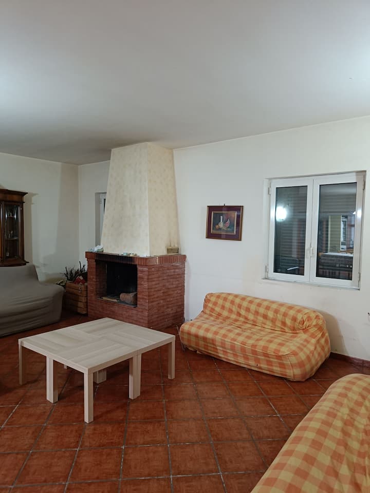 Casa In Campagna A Pontelatone - Caserta