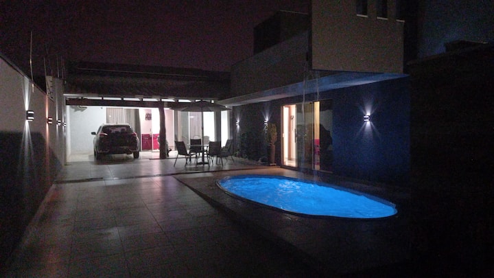 Casa Agradável Com Piscina - Campo Grande