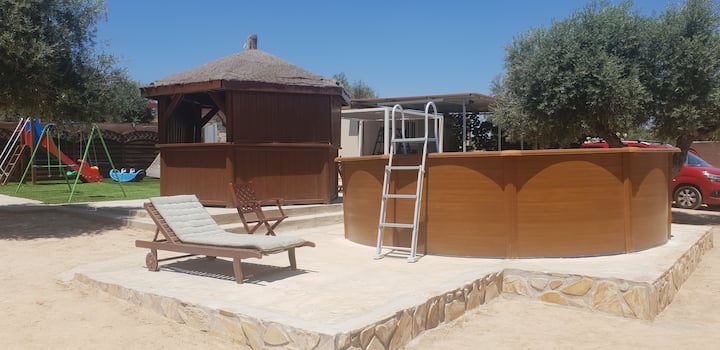 Cuchi Farm - Chinchón