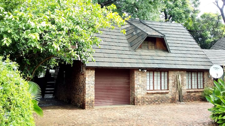 Gan Eden Guest Cottage - Bela-Bela