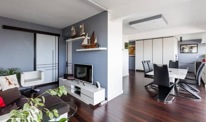 Superbe Vue Sur Tout Paris Avec Grand Balcon - Paris