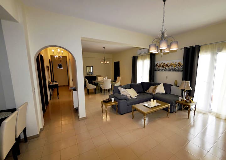 Corfu Town. The Four Seasons House"maria" - Corfu