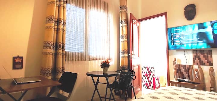 Rouge Studio Premium - Abidjan