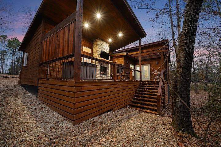 Romantic Diamond Cabin W/ Jet Shower & Huge Deck! - Choctaw Casino Too-Broken Bow