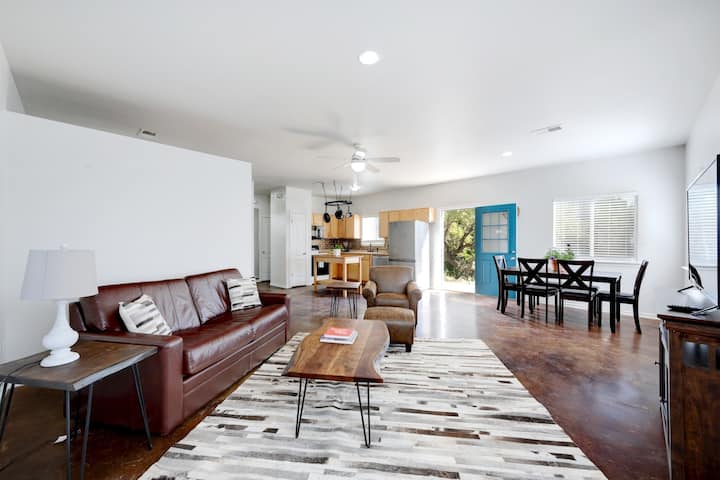 Rock Way Getaway - Oak Hill - Austin