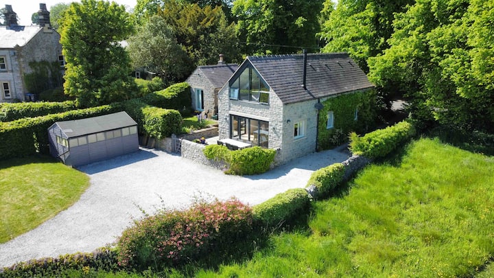 The Lodge, Little Longstone - Peak District - Tideswell