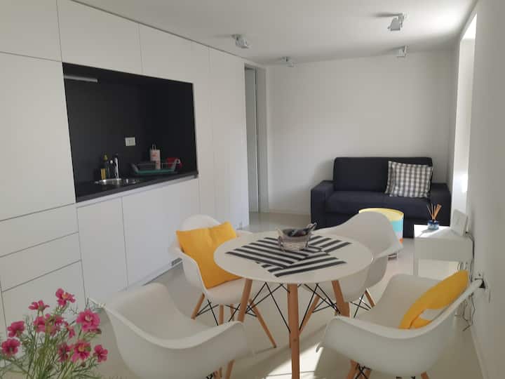 Modern Studio In The 15th Century Palcic Palace 2 - Karlobag