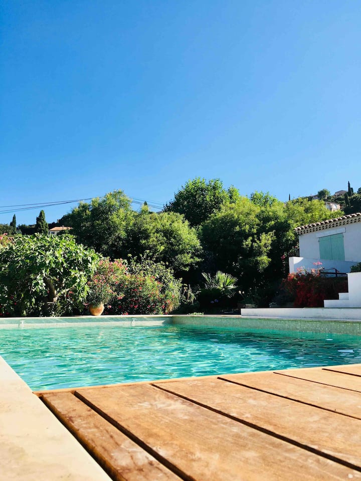 Villa Piscine Plage à Pieds Lavandou Saint Clair - Le Lavandou