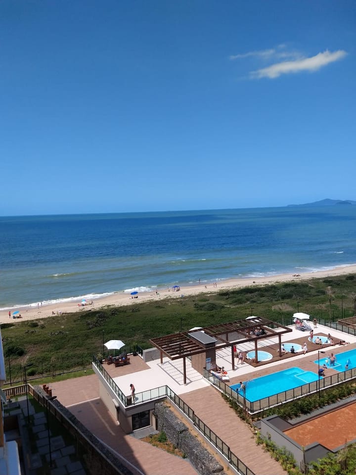 Apto Em Condomínio Com Pé Na Areia - Frente Mar - Barra Velha