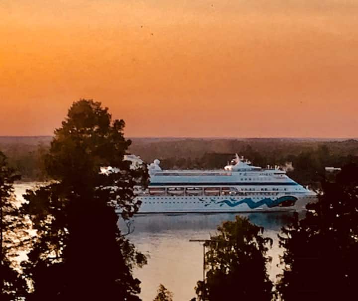 Villa Med Havsutsikt Mot Stockholms Inlopp Nacka - Gustavsberg