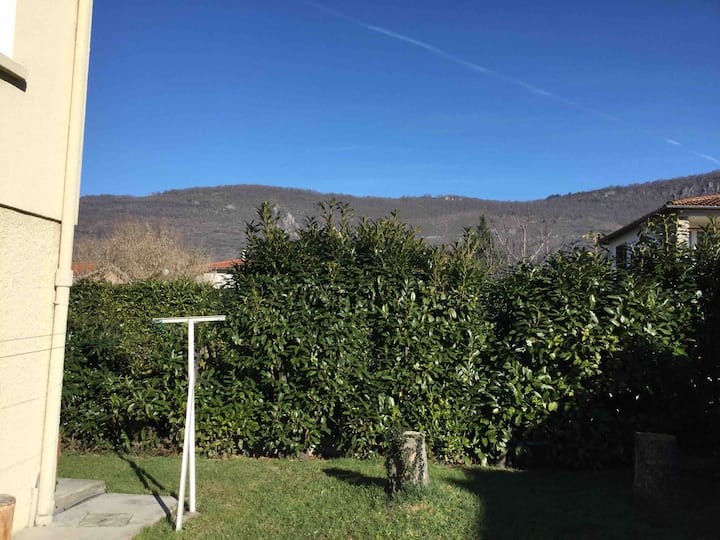 Logement Indépendant Au 1er éTage D’un Pavillon - Foix