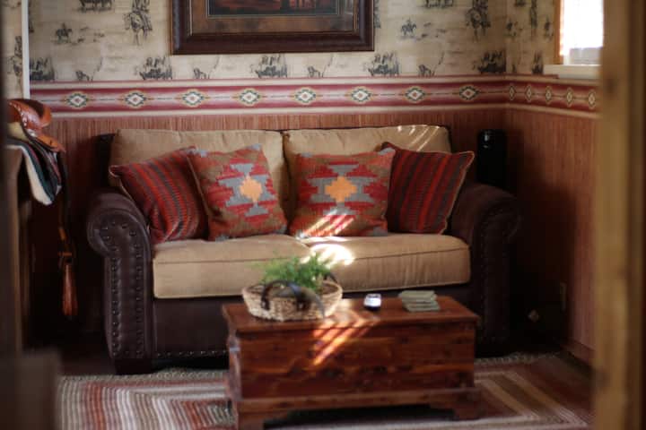 Antler Inn - Monthly Discounts Available - Mission del Lago - San Antonio