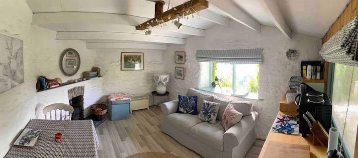 Glamping  - Woodland Setting With  Estuary Views - St Mawes