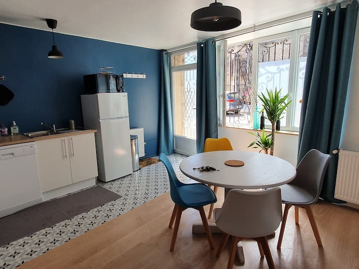 A 4 Mn Du Puy Du Fou, Appt 1 Chambre, Commerces - Les Herbiers