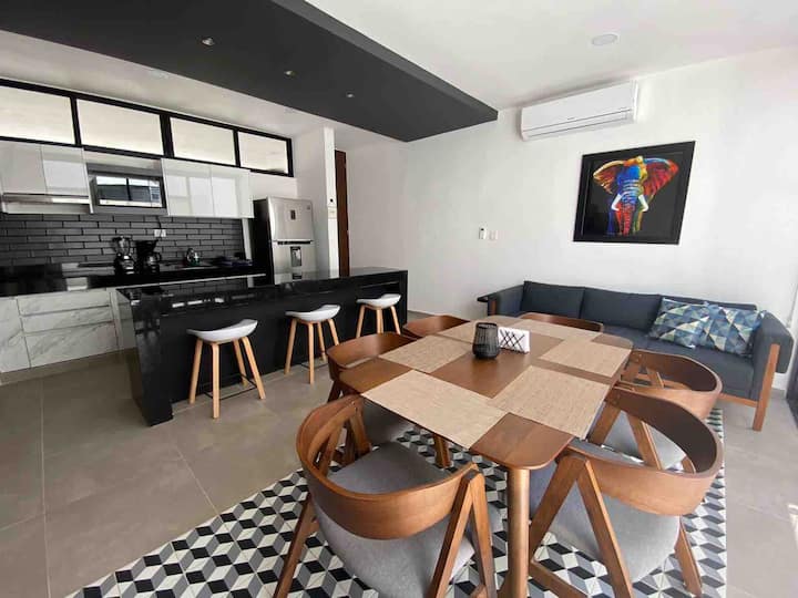 Tu Casa En Mérida! Townhouse Cómodo Y Con Estilo - Mérida