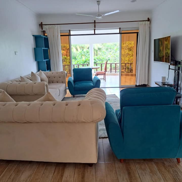 Five Bedroom Luxury Home - Diani Beach