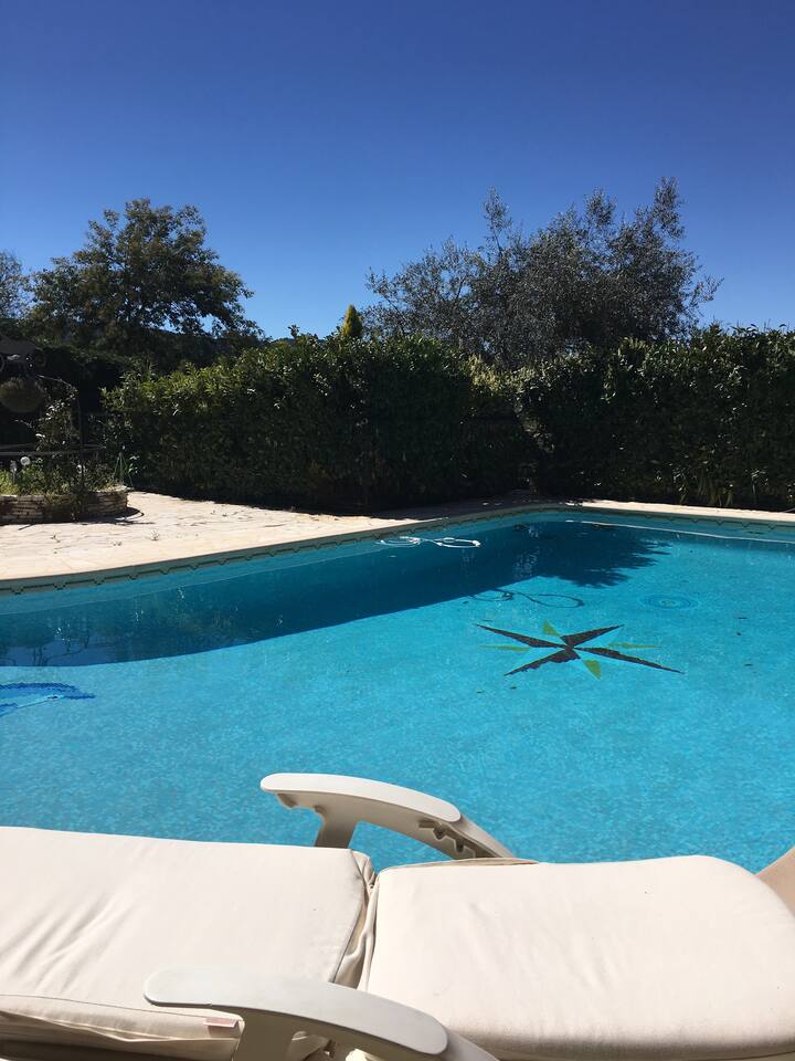 2 Pièces** Rdc Villa +Piscine+parking+10 Mn Cannes - La Roquette-sur-Siagne