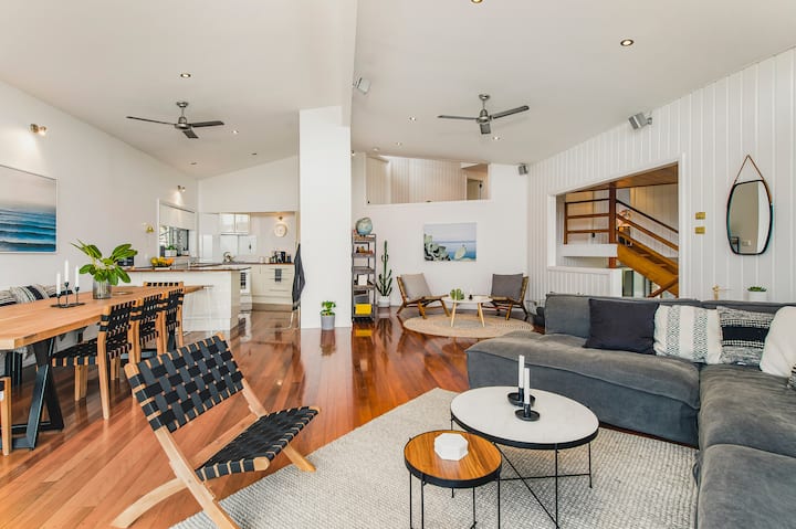 Near The Beach - Stylish Home In Crescent Head - Crescent Head