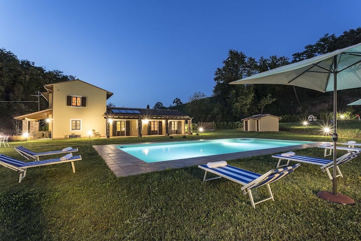 Villa Olga - Garden & Private Pool - Lucca Hills - Lucca