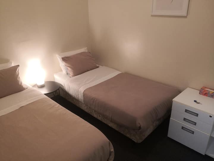 Hostel 2 Single Beds Room No.132 (No Window) - North Shore