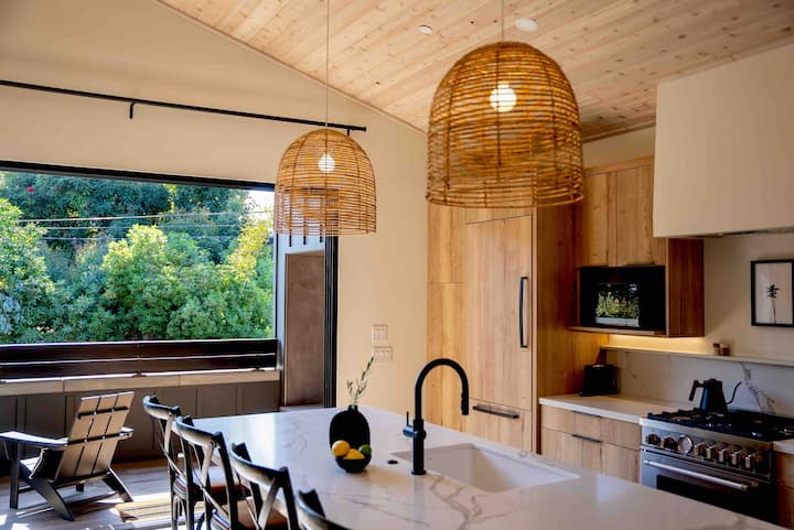 Townhome-beautiful, Spacious, 2 Bed/2-bath - Del Mar, CA