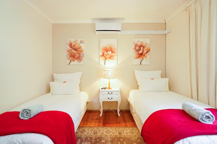 La Residence De Josephine - Paris - Pinetown