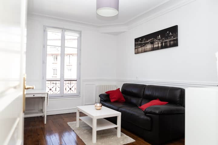 Clichy La Garenne:appart F2, 3mn Métro, 6mn Paris - Clichy