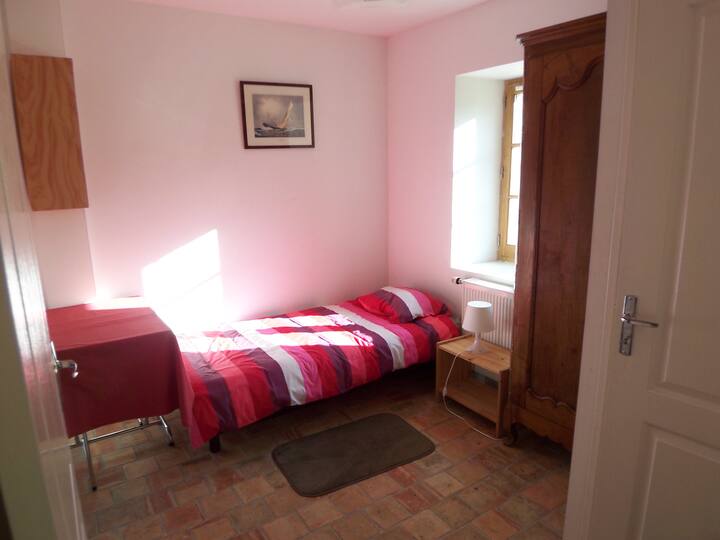 Gite Campagnard "La Motte  Cadieu" à Segré 49500 - ibis Styles Segre