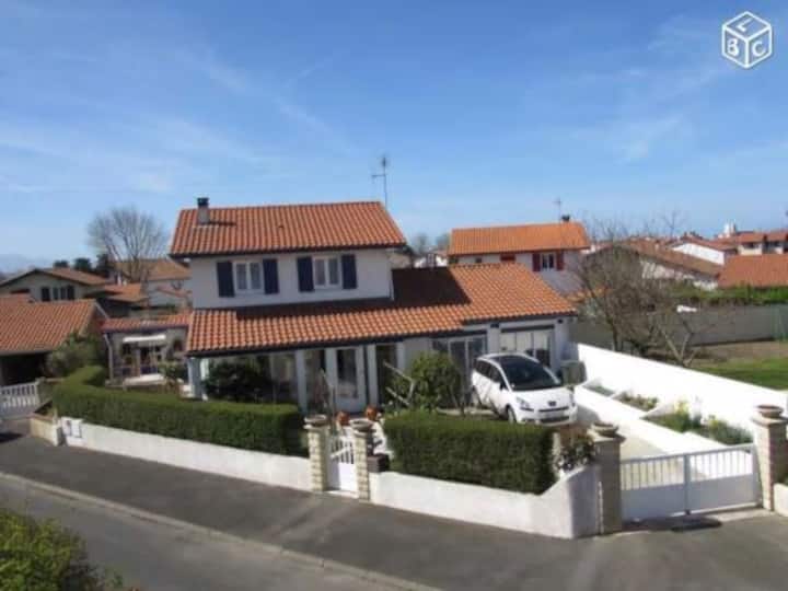 Maison Familiale à 6 Km Des Plages - Bayonne