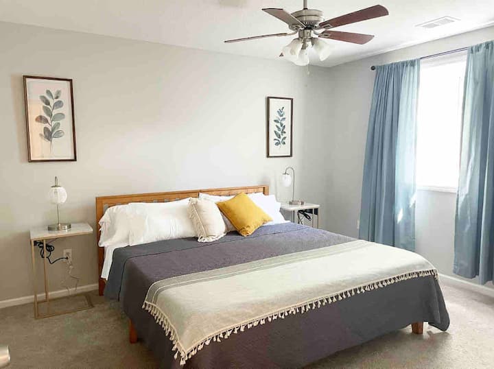 1109 Kingbd *Garage*disabled Frndly - Kansas City, MO