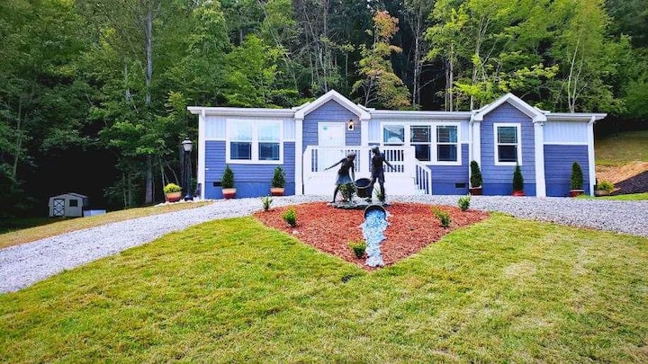 Exclusive Peaceful Brand New Model Home 3bdrm 2bth - アシュビル, NC