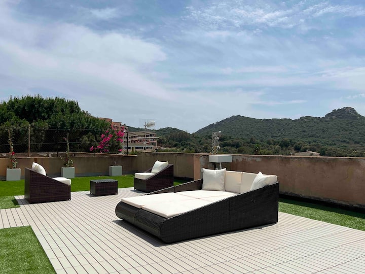 Ruhige Wohnung Mit Terrasse - Villasimius