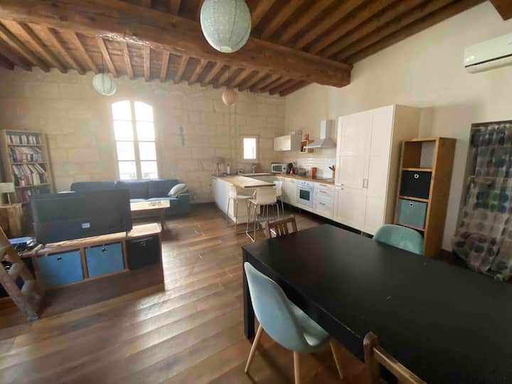 Maison Dans Le Centre Historique - Fontvieille