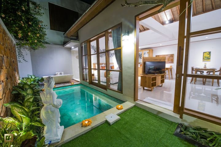 Romantic Private Villa In Ubud - Bali