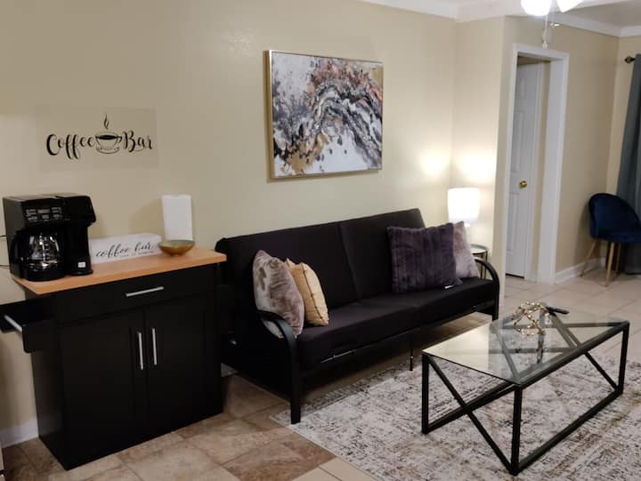 Refinery Within 5 Miles/3 Bedrooms - Port Arthur, TX