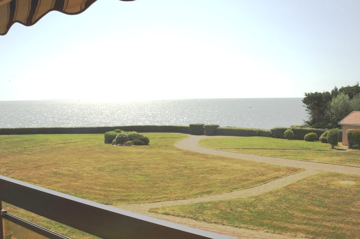 Agréable T2 En Front De Mer, Plage En Sortant. - Pornic