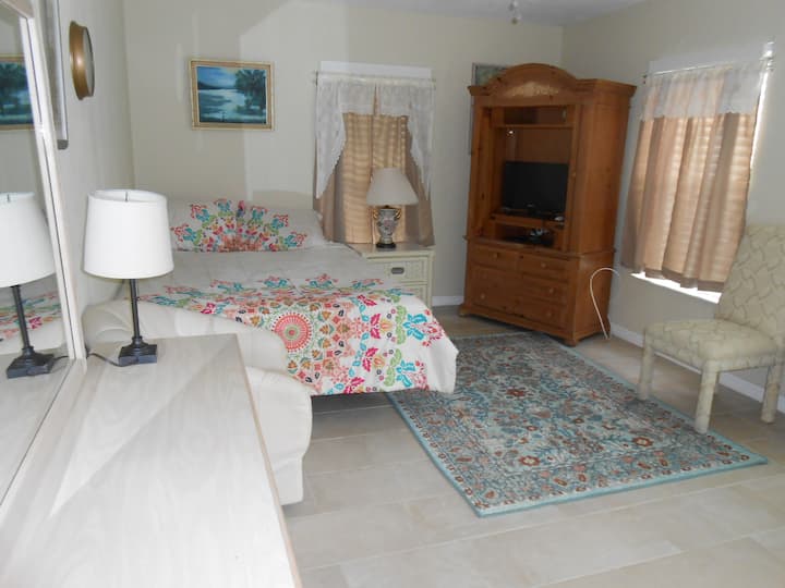 Pearl Wong 1 - Jupiter, FL