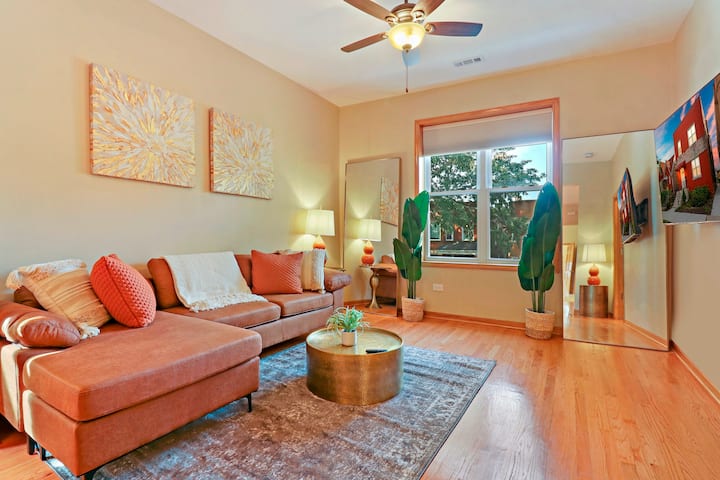 Cozy Irving Park 3br Suite - By O'hare & Downtown - Chicago