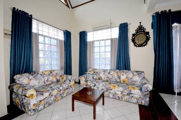 Koto Hills Homestay  W Mountain N Rice Field View - Bukittinggi