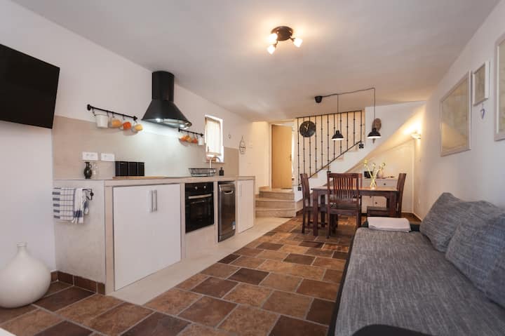 Lovely Apartment Near The Sea - Rovinj