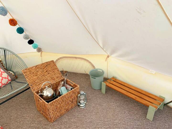 Thornbush Glamping - Eucalyptus Bell Tent - Haverfordwest