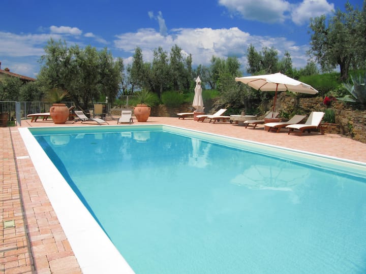 Apartment With Wonderful Terrace,pool,barbecue - Vinci