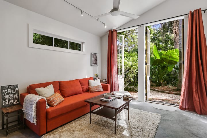 Tropical Garden Guest House In The Irish Channel - Boomtown Casino & Hotel New Orleans