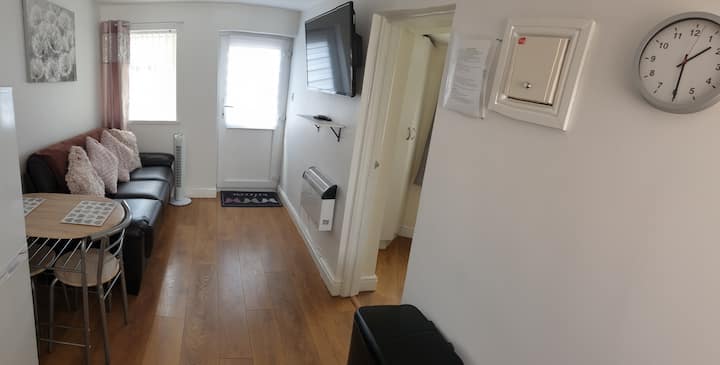 Modern Flat In The Heart Of Whitchurch Cardiff - Cardiff