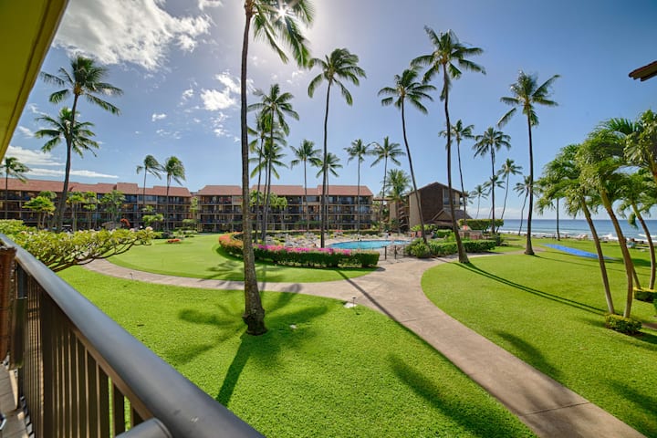 Beach Front Tropical Retreat Resort (B210) - Hawaii