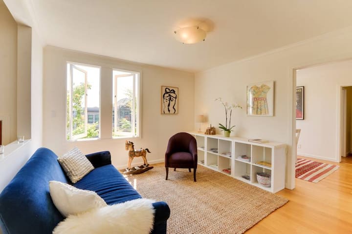 Sunny Mediterranean In Noe Valley - San Francisco, CA