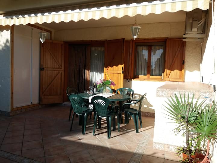 Bungalow "El Tracho"  Licencia At-474207-a - El Campello