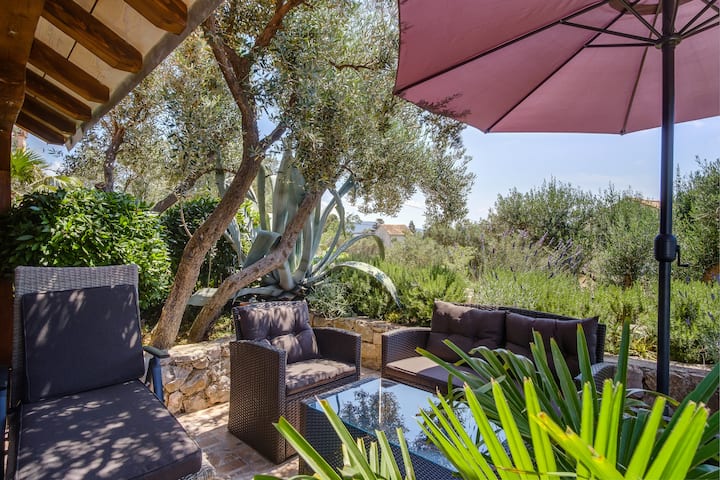 75 M² Huis ∙ 2 Slaapkamers ∙ 5 Gasten - Kroatië