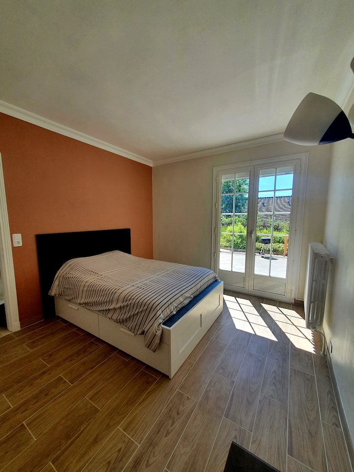 Chambre Chaleureuse Sur Terrain Verdoyant - Essonne